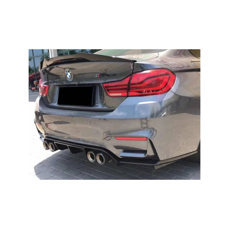Kit Carrosserie BMW F80 M3 Noir brillant Look CS Tuning